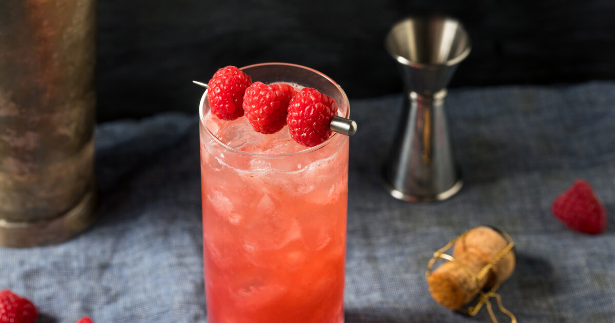 Russian Spring Punch recept – Cocktailia.se