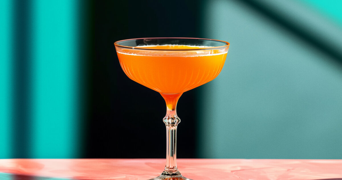 Division Bell Cocktial – Mezcal och Aperol – Cocktailia.se