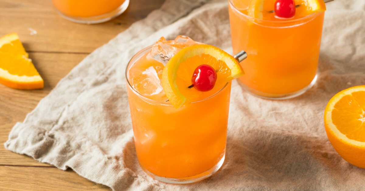 Rum Swizzle recept – Cocktailia.se