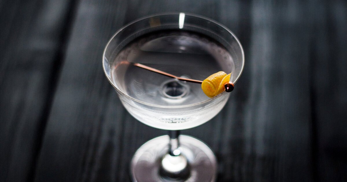 Flame of Love – Vodkacocktail med sherry – Cocktailia.se